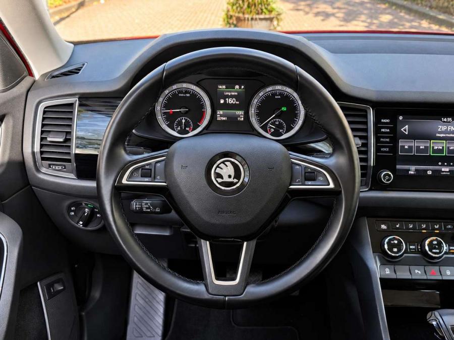 Красный Шкода Kodiaq 2017 в Вильнюс, объемом двигателя 1.97 л и пробегом 228 тыс. км за 16900 €, фото 27 на AUTOMOTO.COM.LV