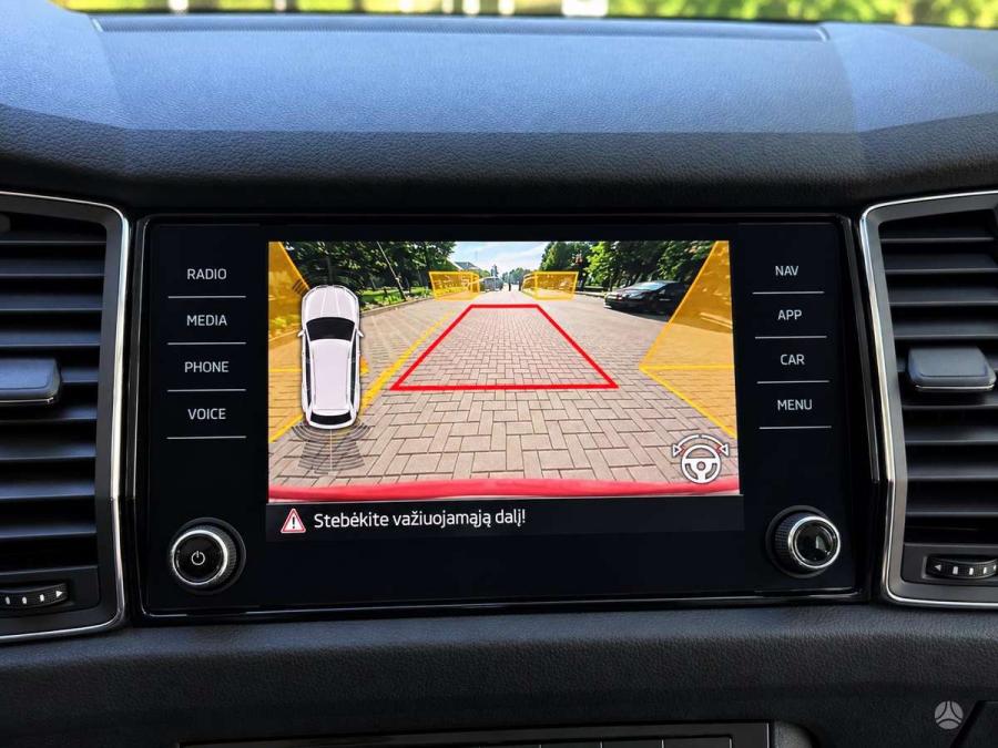 Красный Шкода Kodiaq 2017 в Вильнюс, объемом двигателя 1.97 л и пробегом 228 тыс. км за 16900 €, фото 31 на AUTOMOTO.COM.LV