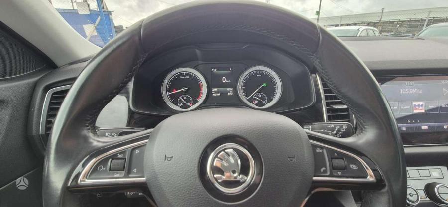 Красный Шкода Kodiaq 2017 в Каунас, объемом двигателя 1.98 л и пробегом 330 тыс. км за 12850 €, фото 12 на AUTOMOTO.COM.LV