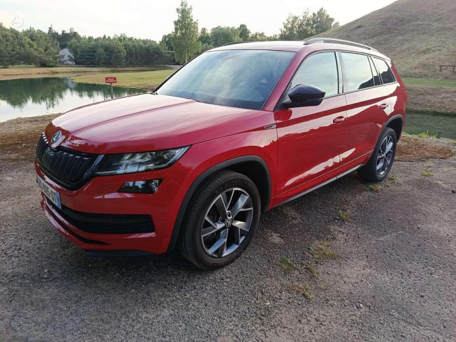 Красный Шкода Kodiaq 2018 в Таураге, объемом двигателя 1.97 л и пробегом 240 тыс. км за 16900 €, фото 1 на AUTOMOTO.COM.LV