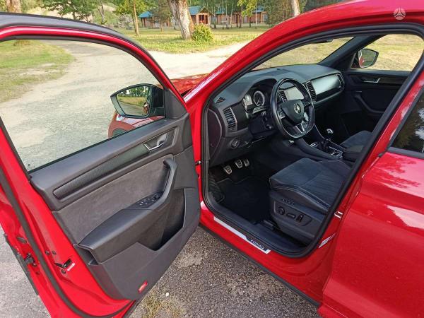 Red Skoda Kodiaq 2018 in Taurage, with an engine capacity of 1.97 L and mileage of 240 thousand km for 16900 €, photo 8 on AUTOMOTO.COM.LV