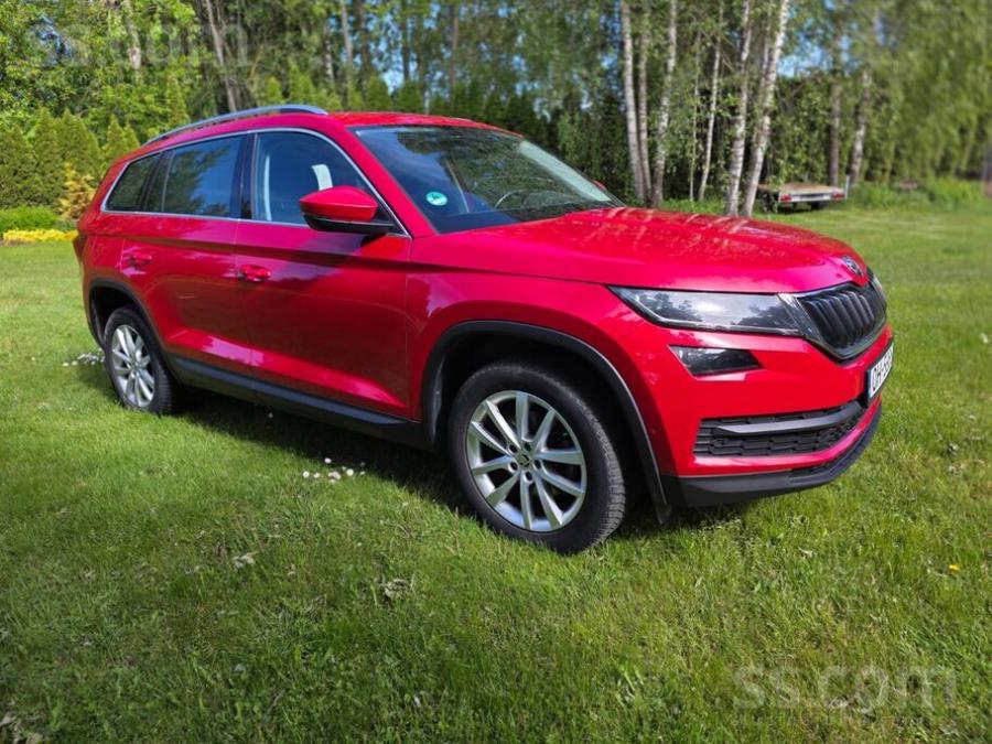 Red Skoda Kodiaq 2018 in Riga, with an engine capacity of 1.50 L and mileage of 233 thousand km for 14800 €, photo 3 on AUTOMOTO.COM.LV