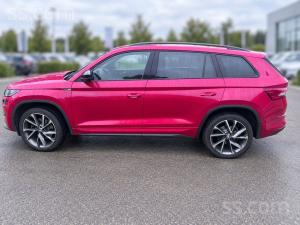 Red Skoda Kodiaq 2018 in Riga, with an engine capacity of 2.00 L and mileage of 137 thousand km for 22900 €, photo  on AUTOMOTO.COM.LV