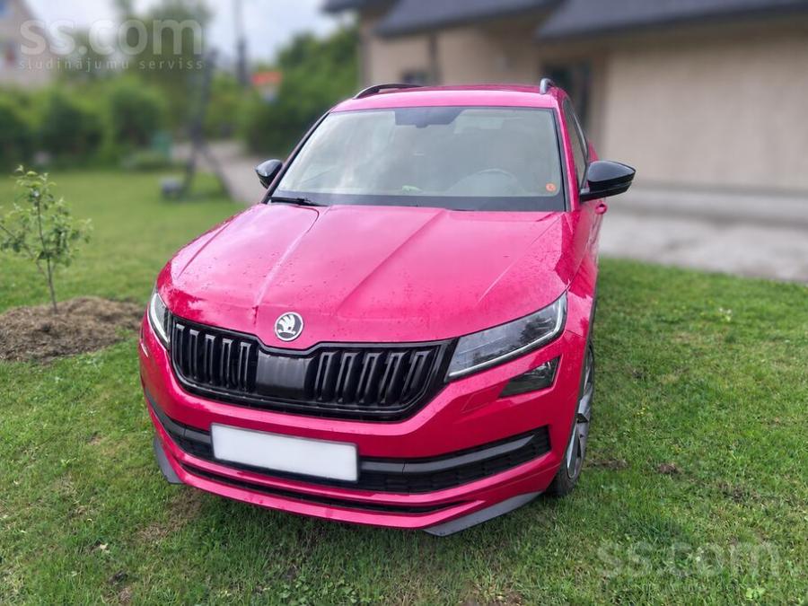 Red Skoda Kodiaq 2018 in Riga, with an engine capacity of 2.00 L and mileage of 137 thousand km for 22900 €, photo 5 on AUTOMOTO.COM.LV