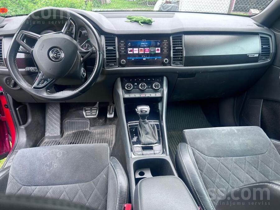 Red Skoda Kodiaq 2018 in Riga, with an engine capacity of 2.00 L and mileage of 137 thousand km for 22900 €, photo 6 on AUTOMOTO.COM.LV