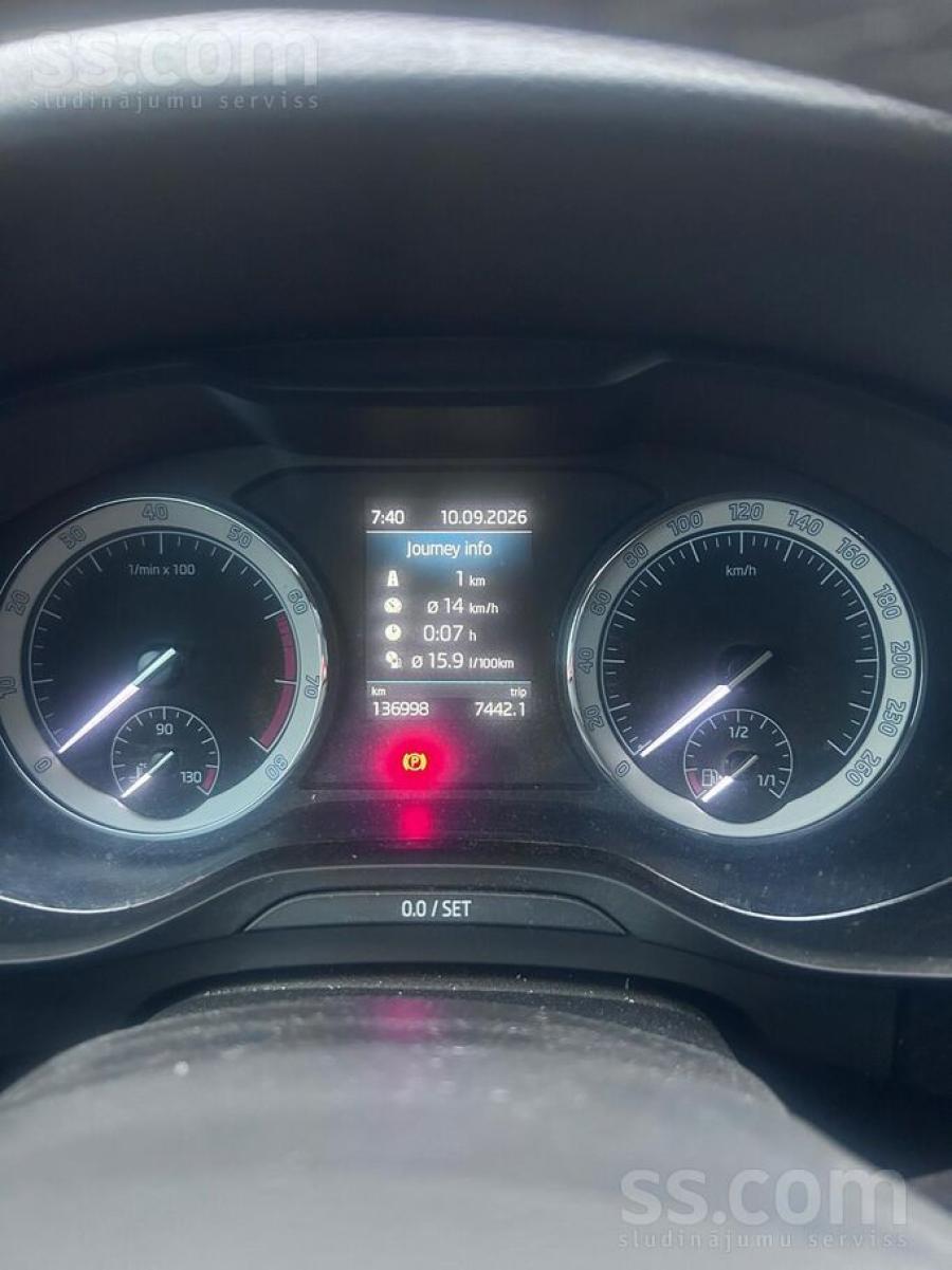 Red Skoda Kodiaq 2018 in Riga, with an engine capacity of 2.00 L and mileage of 137 thousand km for 22900 €, photo 7 on AUTOMOTO.COM.LV