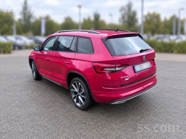 Красный Шкода Kodiaq 2018 в Рига, объемом двигателя 2.00 л и пробегом 137 тыс. км за 22900 €, фото 4 на AUTOMOTO.COM.LV