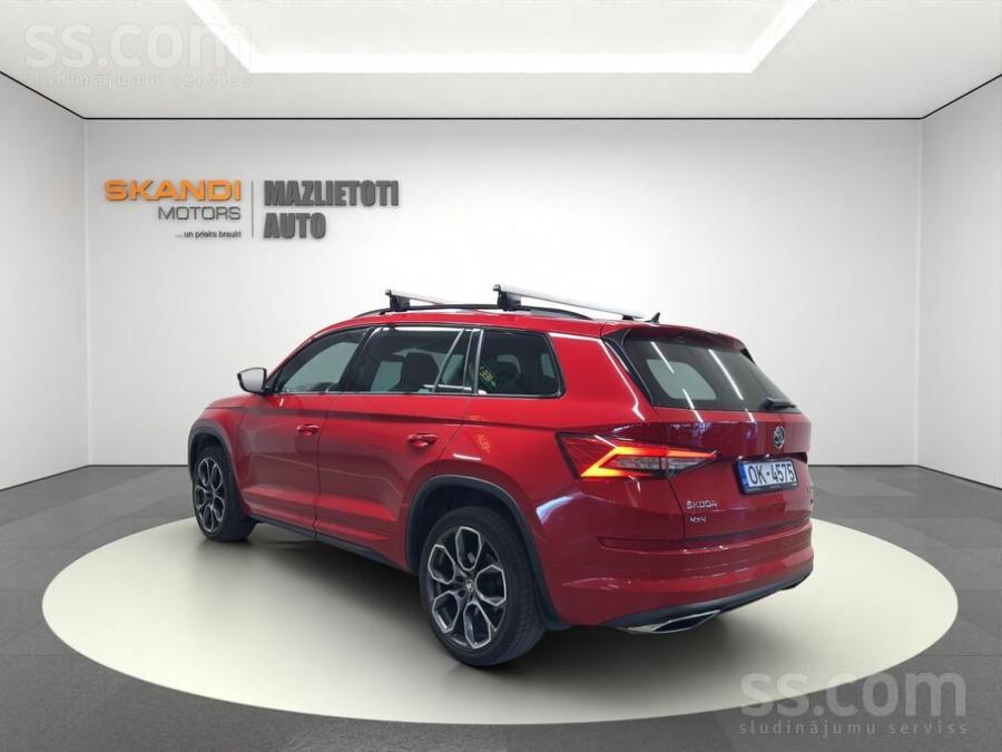 Red Skoda Kodiaq 2019 in Riga, with an engine capacity of 2.00 L and mileage of 126 thousand km for 24790 €, photo 4 on AUTOMOTO.COM.LV