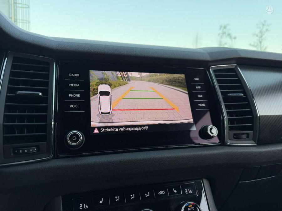 Sarkans Skoda Kodiaq 2019 Viļņa, ar dzinēja tilpumu 1.50 L un nobraukumu 253 tūkst. km par 14999 €, foto 6 vietnē AUTOMOTO.COM.LV