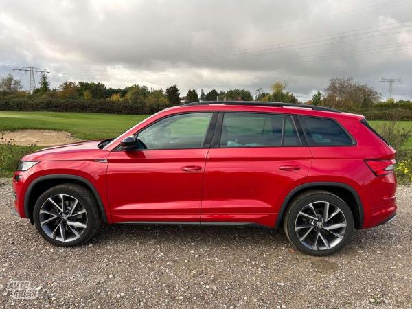 Red Skoda Kodiaq 2020 in Kaunas, with an engine capacity of 2.00 L and mileage of 90 thousand km for 32690 €, photo 2 on AUTOMOTO.COM.LV