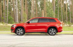 Красный Шкода Kodiaq 2020 в Рига, объемом двигателя 1.50 л и пробегом 160 тыс. км за 21990 €, фото 6 на AUTOMOTO.COM.LV