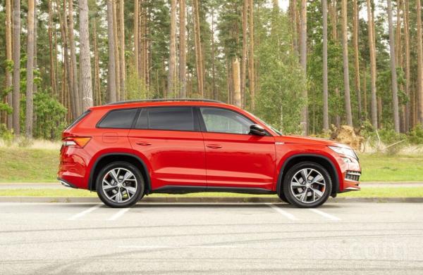 Skoda Kodiaq 2020 Rīga vietnē Sarkans Skoda Kodiaq 2020 Rīga, ar dzinēja tilpumu 1.50 L un nobraukumu 160 tūkst. km par 21990 €, foto 10 vietnē AUTOMOTO.COM.LV