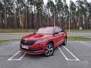 Sarkans Skoda Kodiaq 2021 Rīga, ar dzinēja tilpumu 2.00 L un nobraukumu 78 tūkst. km par 26249 €, foto  vietnē AUTOMOTO.COM.LV