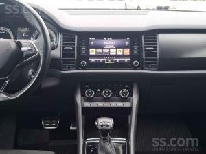Красный Шкода Kodiaq 2021 в Рига, объемом двигателя 2.00 л и пробегом 78 тыс. км за 26249 €, фото 14 на AUTOMOTO.COM.LV