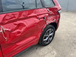 Red Skoda Kodiaq 2021 in Kaunas, with an engine capacity of 1.97 L and mileage of 115 thousand km for 14400 €, photo 8 on AUTOMOTO.COM.LV