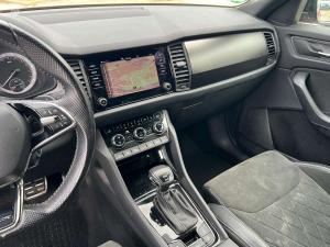 Red Skoda Kodiaq 2021 in Kaunas, with an engine capacity of 1.97 L and mileage of 115 thousand km for 14400 €, photo 24 on AUTOMOTO.COM.LV