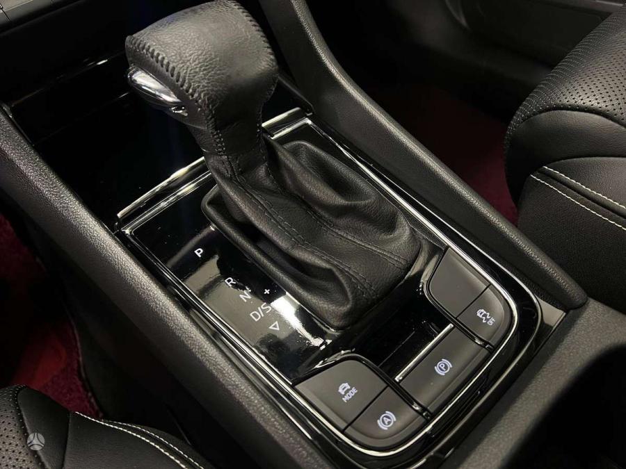Красный Шкода Kodiaq 2021 в Вильнюс, объемом двигателя 1.98 л и пробегом 83 тыс. км за 22800 €, фото 20 на AUTOMOTO.COM.LV