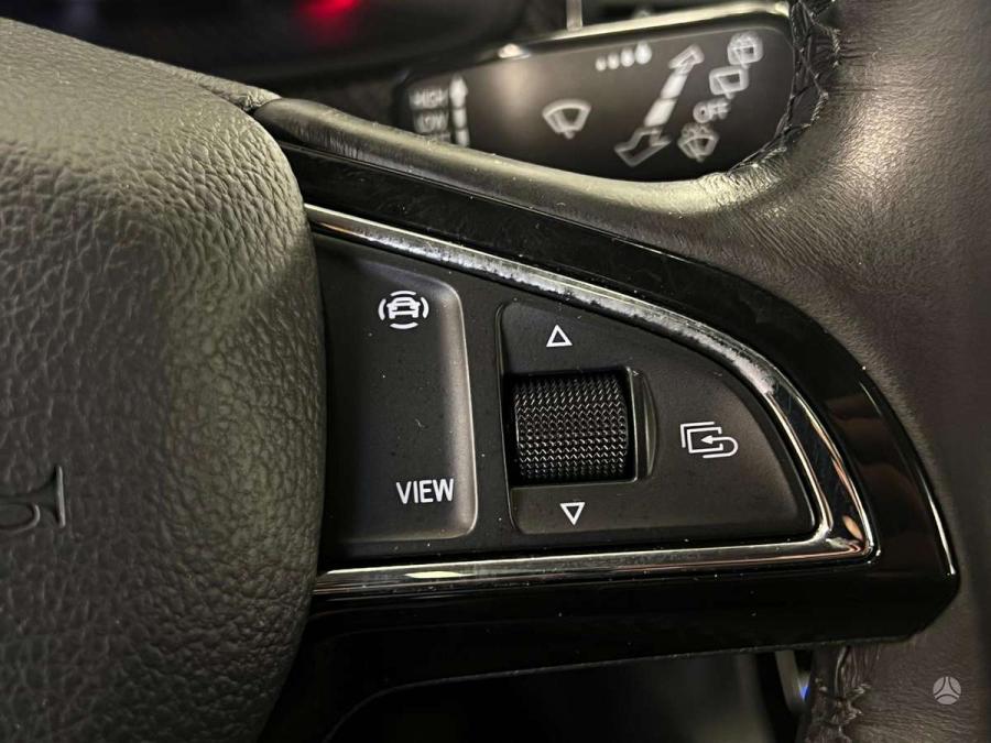 Красный Шкода Kodiaq 2021 в Вильнюс, объемом двигателя 1.98 л и пробегом 83 тыс. км за 22800 €, фото 25 на AUTOMOTO.COM.LV