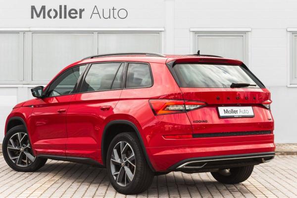 Red Skoda Kodiaq 2021 in Ventspils, with an engine capacity of 2.00 L and mileage of 143 thousand km for 28650 €, photo 3 on AUTOMOTO.COM.LV