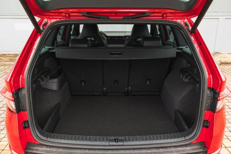 Красный Шкода Kodiaq 2021 в Вентспилс, объемом двигателя 2.00 л и пробегом 143 тыс. км за 28650 €, фото 16 на AUTOMOTO.COM.LV