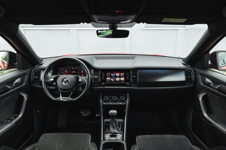 Красный Шкода Kodiaq 2021 в Вентспилс, объемом двигателя 2.00 л и пробегом 143 тыс. км за 28650 €, фото 20 на AUTOMOTO.COM.LV