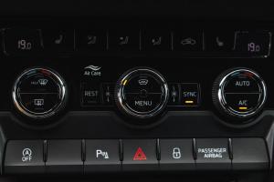 Красный Шкода Kodiaq 2021 в Вентспилс, объемом двигателя 2.00 л и пробегом 143 тыс. км за 28650 €, фото 29 на AUTOMOTO.COM.LV
