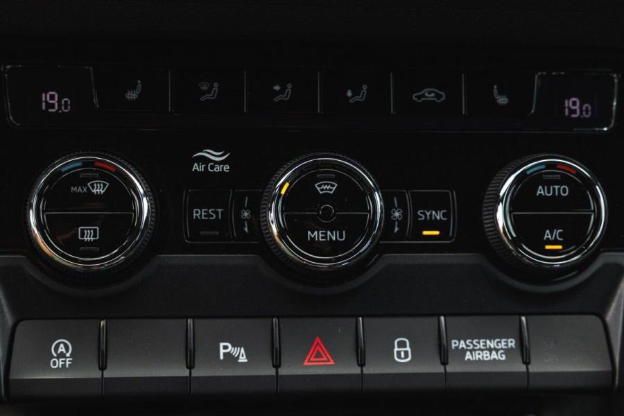 Красный Шкода Kodiaq 2021 в Вентспилс, объемом двигателя 2.00 л и пробегом 143 тыс. км за 28650 €, фото 29 на AUTOMOTO.COM.LV