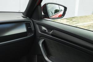 Красный Шкода Kodiaq 2021 в Вентспилс, объемом двигателя 2.00 л и пробегом 143 тыс. км за 28650 €, фото 33 на AUTOMOTO.COM.LV