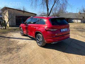 Red Skoda Kodiaq 2022 in Ogre, with an engine capacity of 2.00 L and mileage of 100 thousand km for 26500 €, photo 3 on AUTOMOTO.COM.LV