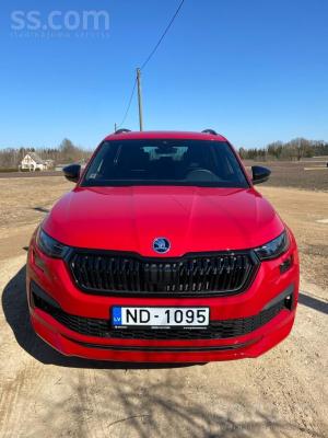 Red Skoda Kodiaq 2022 in Ogre, with an engine capacity of 2.00 L and mileage of 100 thousand km for 26500 €, photo 6 on AUTOMOTO.COM.LV