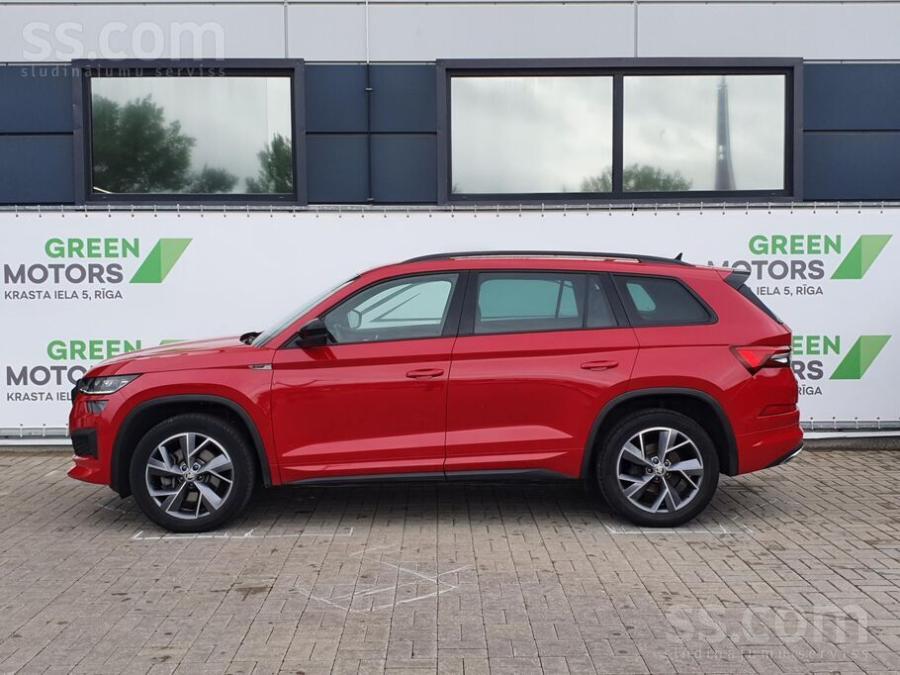 Красный Шкода Kodiaq 2022 в Рига, объемом двигателя 2.00 л и пробегом 101 тыс. км за 30900 €, фото 4 на AUTOMOTO.COM.LV