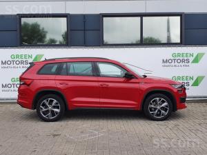 Красный Шкода Kodiaq 2022 в Рига, объемом двигателя 2.00 л и пробегом 101 тыс. км за 30900 €, фото 5 на AUTOMOTO.COM.LV