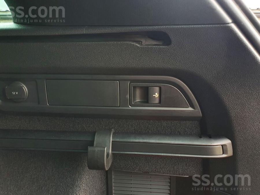 Красный Шкода Kodiaq 2022 в Рига, объемом двигателя 2.00 л и пробегом 101 тыс. км за 30900 €, фото 13 на AUTOMOTO.COM.LV