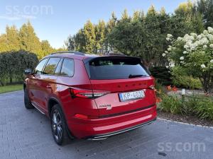 Красный Шкода Kodiaq 2022 в Валмиера, объемом двигателя 2.00 л и пробегом 73 тыс. км за 30500 €, фото 5 на AUTOMOTO.COM.LV
