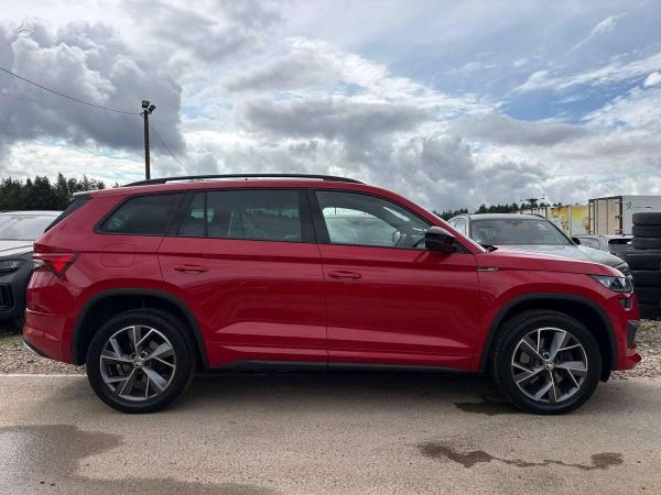 Sarkans Skoda Kodiaq 2022 Viļņa, ar dzinēja tilpumu 1.97 L un nobraukumu 108 tūkst. km par 29500 €, foto 6 vietnē AUTOMOTO.COM.LV