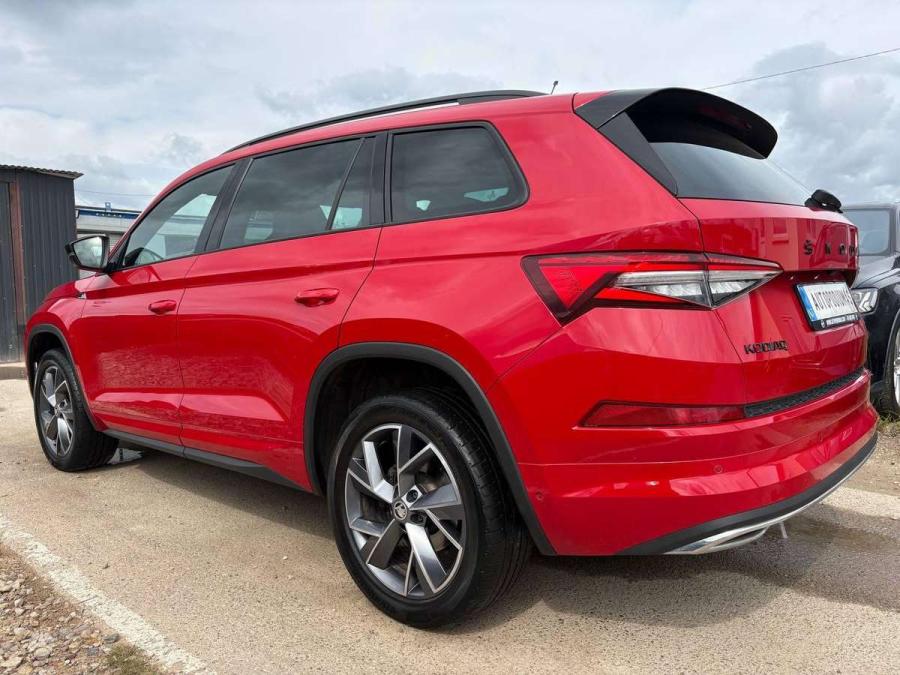 Sarkans Skoda Kodiaq 2022 Viļņa, ar dzinēja tilpumu 1.97 L un nobraukumu 108 tūkst. km par 29500 €, foto 10 vietnē AUTOMOTO.COM.LV