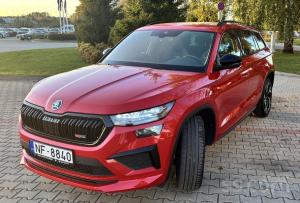 Red Skoda Kodiaq 2022 in Riga, with an engine capacity of 2.00 L and mileage of 95 thousand km for 34900 €, photo  on AUTOMOTO.COM.LV