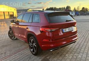 Red Skoda Kodiaq 2022 in Riga, with an engine capacity of 2.00 L and mileage of 95 thousand km for 34900 €, photo 5 on AUTOMOTO.COM.LV