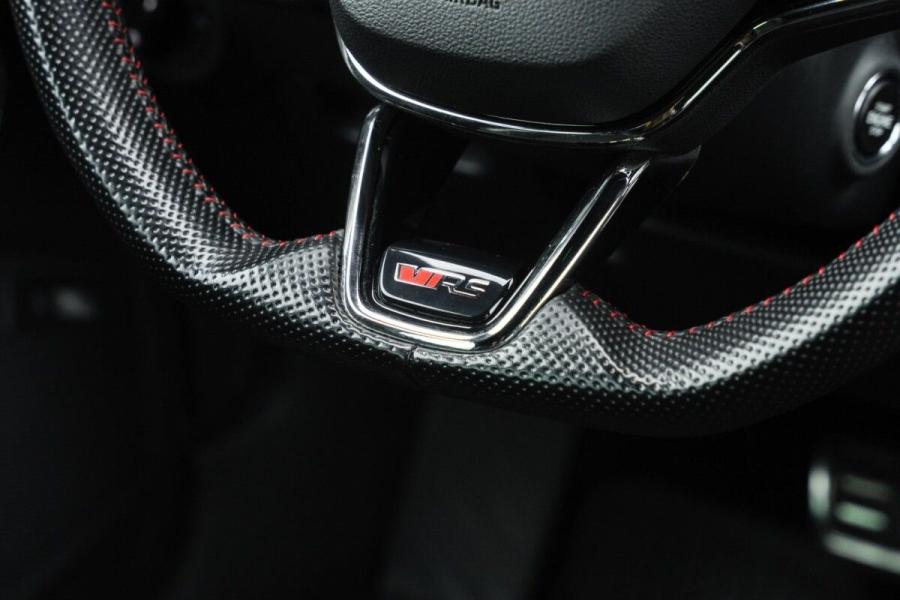 Sarkans Skoda Kodiaq 2022 Mārupe, ar dzinēja tilpumu 2.00 L un nobraukumu 97 tūkst. km par 32450 €, foto 21 vietnē AUTOMOTO.COM.LV