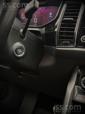 Красный Шкода Kodiaq 2023 в Рига, объемом двигателя 2.00 л и пробегом 127 тыс. км за 30500 €, фото 20 на AUTOMOTO.COM.LV