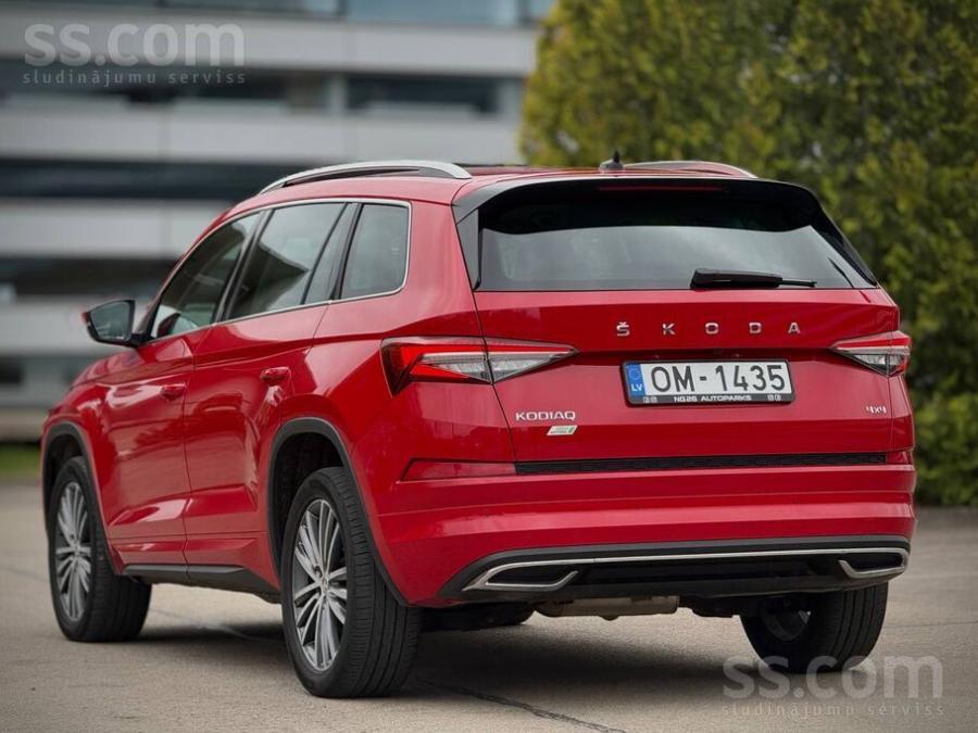 Красный Шкода Kodiaq 2023 в Рига, объемом двигателя 2.00 л и пробегом 127 тыс. км за 29950 €, фото 7 на AUTOMOTO.COM.LV