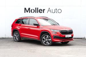 Red Skoda Kodiaq 2023 in Riga, with an engine capacity of 2.00 L and mileage of 73 thousand km for 33450 €, photo 3 on AUTOMOTO.COM.LV