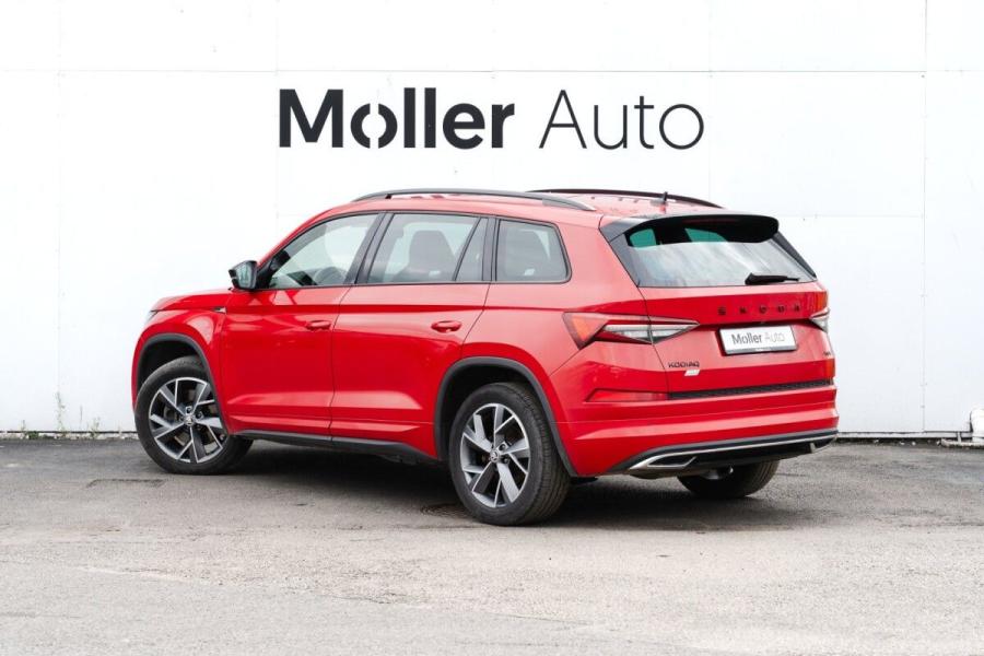 Red Skoda Kodiaq 2023 in Riga, with an engine capacity of 2.00 L and mileage of 73 thousand km for 33450 €, photo 4 on AUTOMOTO.COM.LV