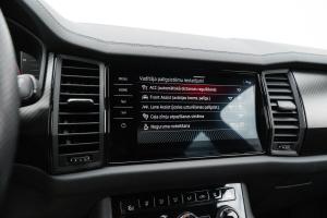Red Skoda Kodiaq 2023 in Riga, with an engine capacity of 2.00 L and mileage of 73 thousand km for 33450 €, photo 17 on AUTOMOTO.COM.LV