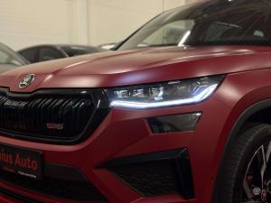 Red Skoda Kodiaq 2023 in Vilnius, with an engine capacity of 1.98 L and mileage of 82 thousand km for 39990 €, photo 8 on AUTOMOTO.COM.LV