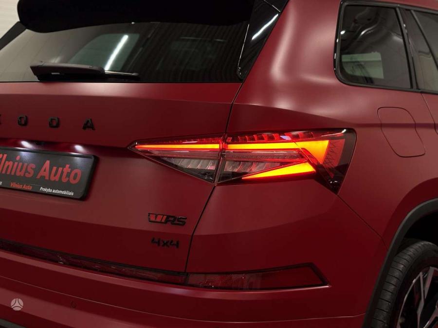 Red Skoda Kodiaq 2023 in Vilnius, with an engine capacity of 1.98 L and mileage of 82 thousand km for 39990 €, photo 9 on AUTOMOTO.COM.LV