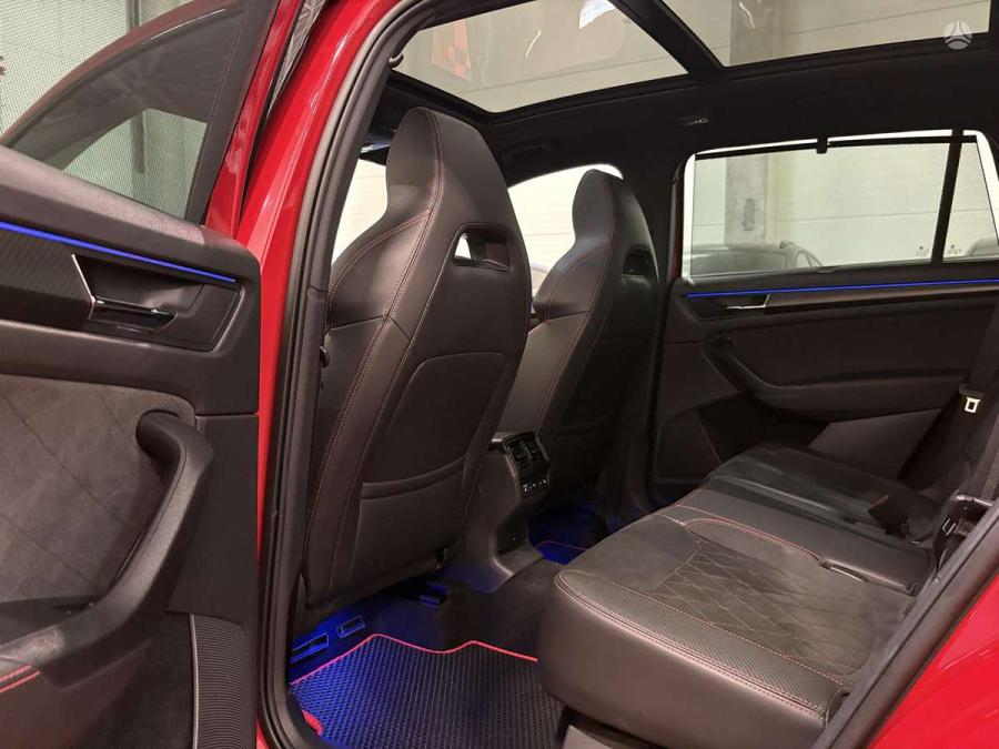Red Skoda Kodiaq 2023 in Vilnius, with an engine capacity of 1.98 L and mileage of 82 thousand km for 39990 €, photo 33 on AUTOMOTO.COM.LV