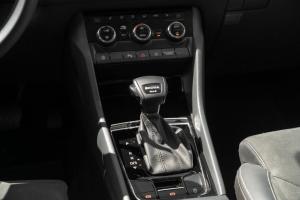 Красный Шкода Kodiaq 2024 в Вильнюс, объемом двигателя 2.00 л и пробегом 59 тыс. км за 32200 €, фото 13 на AUTOMOTO.COM.LV