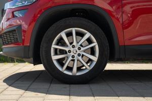 Красный Шкода Kodiaq 2024 в Вильнюс, объемом двигателя 2.00 л и пробегом 59 тыс. км за 32200 €, фото 7 на AUTOMOTO.COM.LV