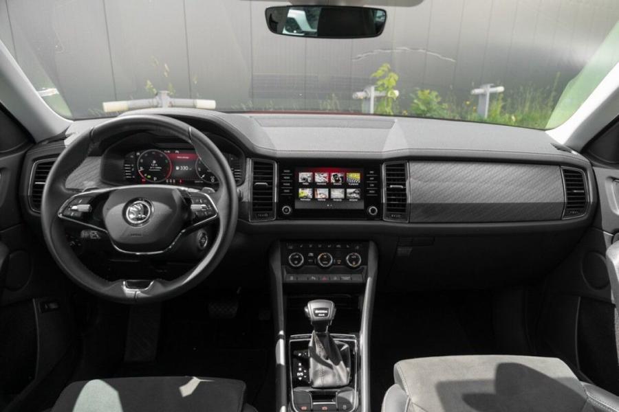 Красный Шкода Kodiaq 2024 в Вильнюс, объемом двигателя 2.00 л и пробегом 59 тыс. км за 32200 €, фото 19 на AUTOMOTO.COM.LV